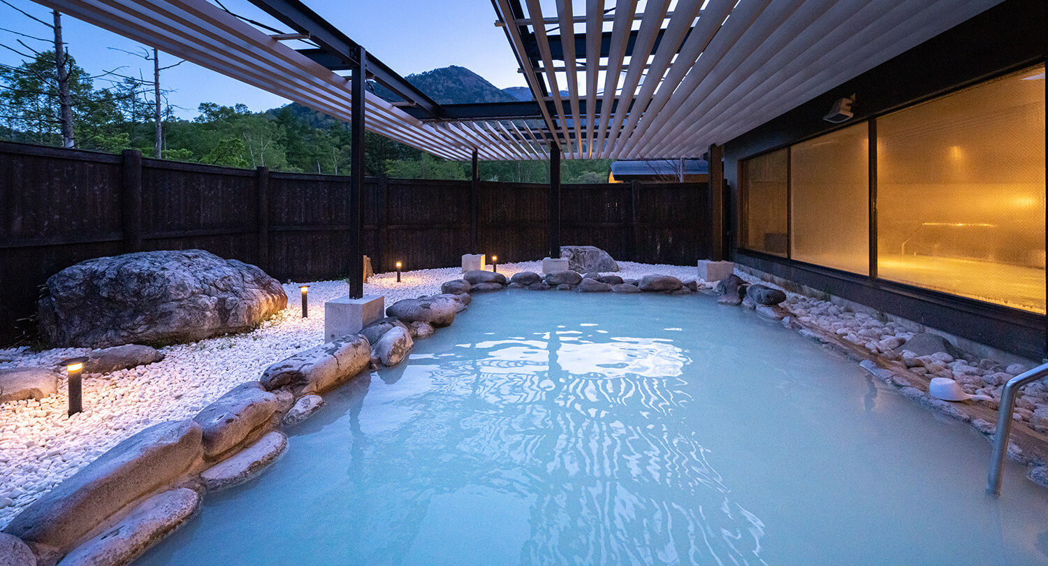 Hot springs|[Official] KAMENOI HOTEL OKUNIKKO YUMOTO|Tochigi, Japan