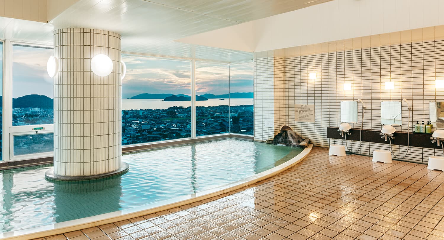 Hot springs | [Official] KAMENOI HOTEL SETOUCHI HIKARI
